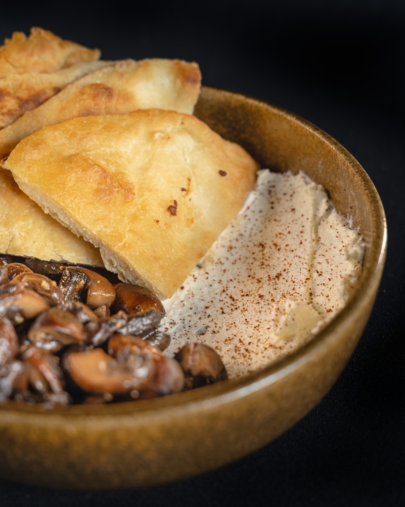 The Lounge - E3 Kitchen + Social Club